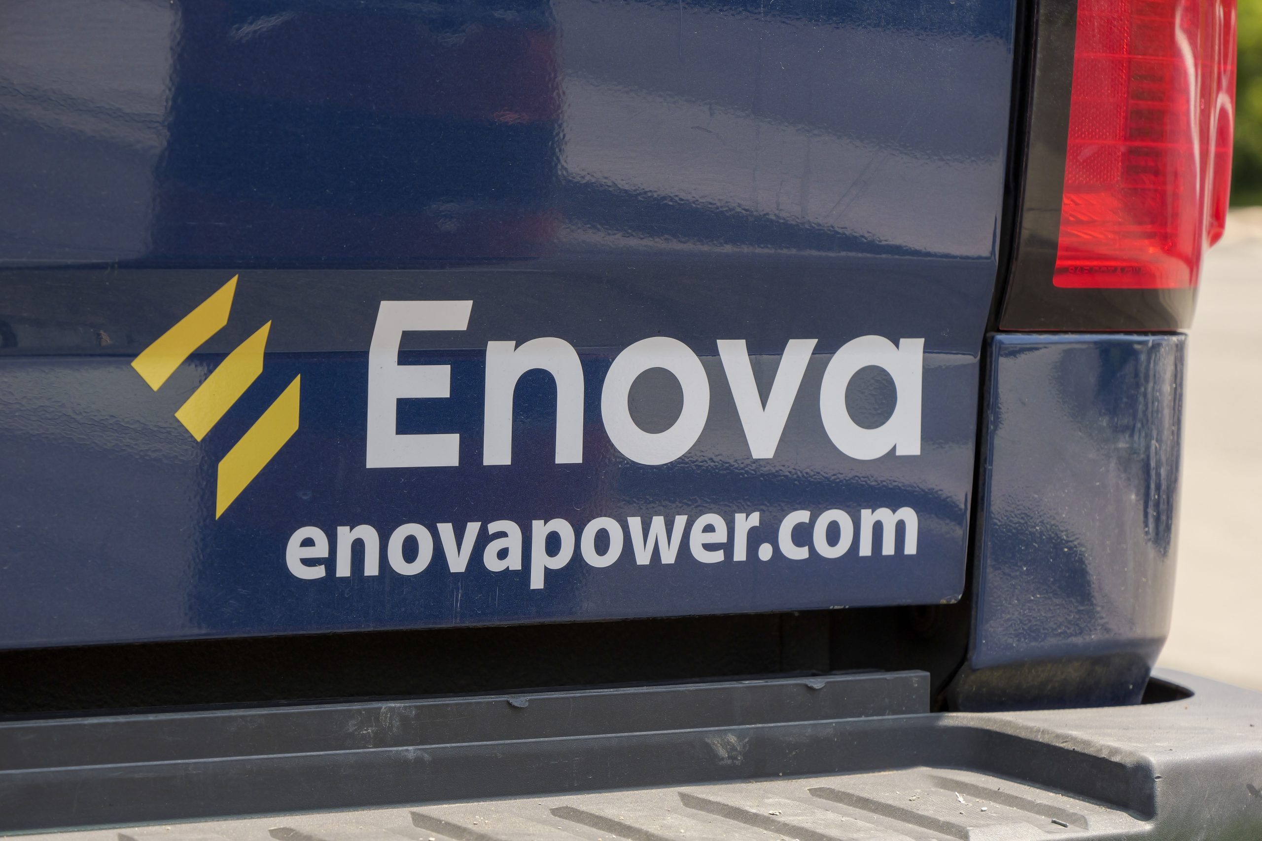 Customer Communication - Enova Power Reports